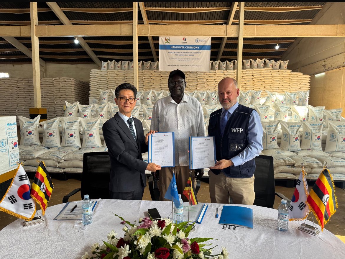Ambassador Attends Rice Handover Ceremony of the World Food Programme ...